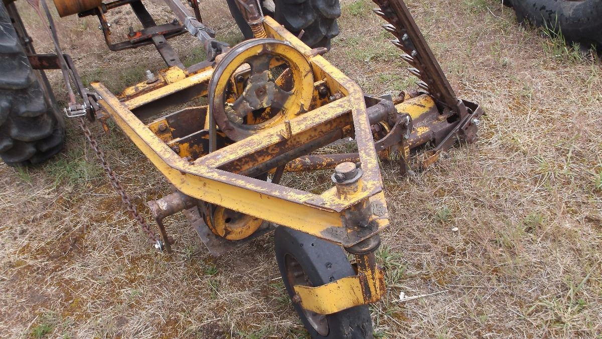 BF Avery MM Tractor with 7' MM Sickle Bar- 3 Point Mower- Runs Good ...