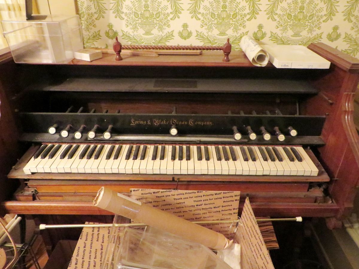 PUMP ORGAN