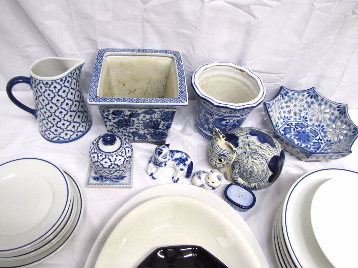 Misc. Personal Property (26): 18 pcs. Cordon Bleu France stoneware ...
