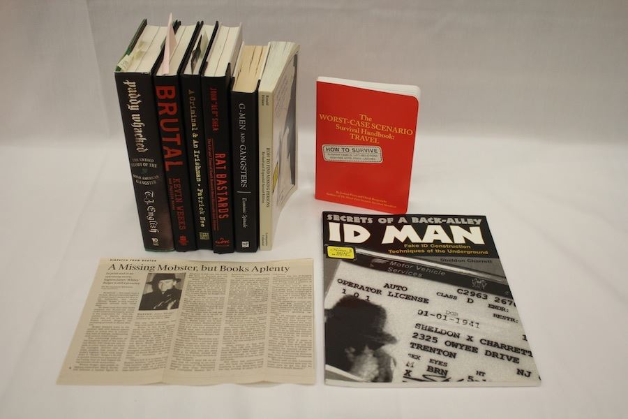 Book How to Find a Missing Persons & Western BusinBook- G-men and ...