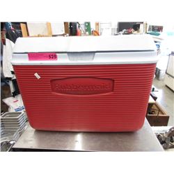 Rubbermaid ice chest - used