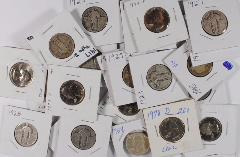 LARGE LOT OF QUARTERS