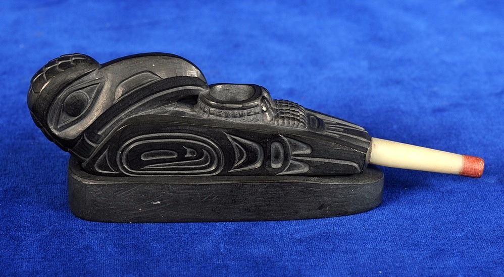 Haida Argillite Pipe Depicting a Raven by Gary Minaker Russ 5" L. Good ...