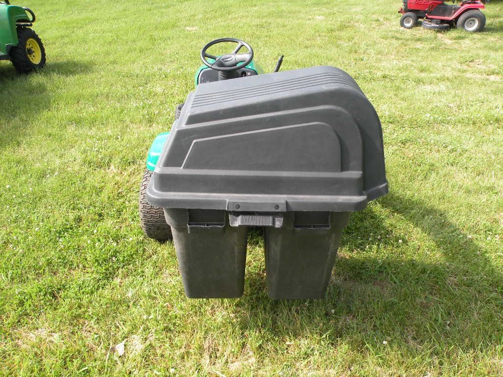 Murray riding mower w/bagger system