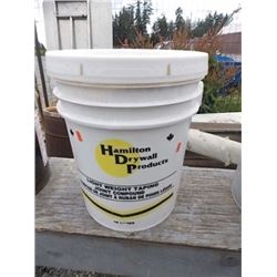 LIGHT WEIGHT TAPPING JOINT COMPOUND