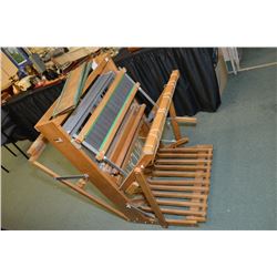 Small Nilus Leclerc weaving loom with 22" weave base