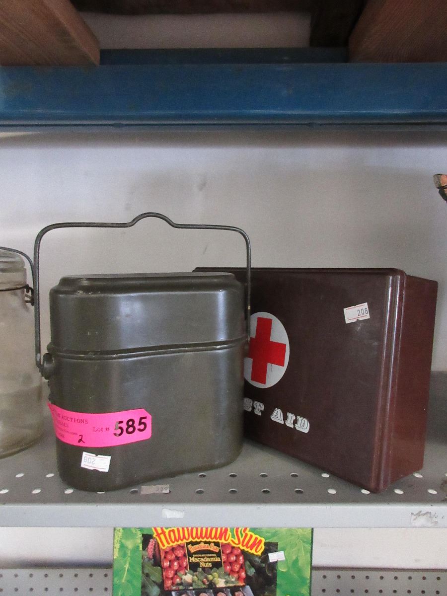 Mess kit with plastic first aid box - used
