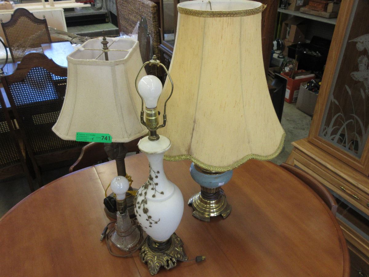 4 Table lamps - used