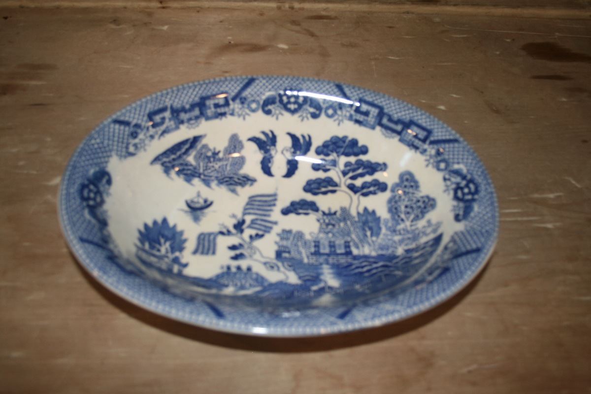 Churchill Blue Willow Tableware