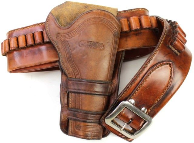Leather gun rig with El Paso Saddlery stamped