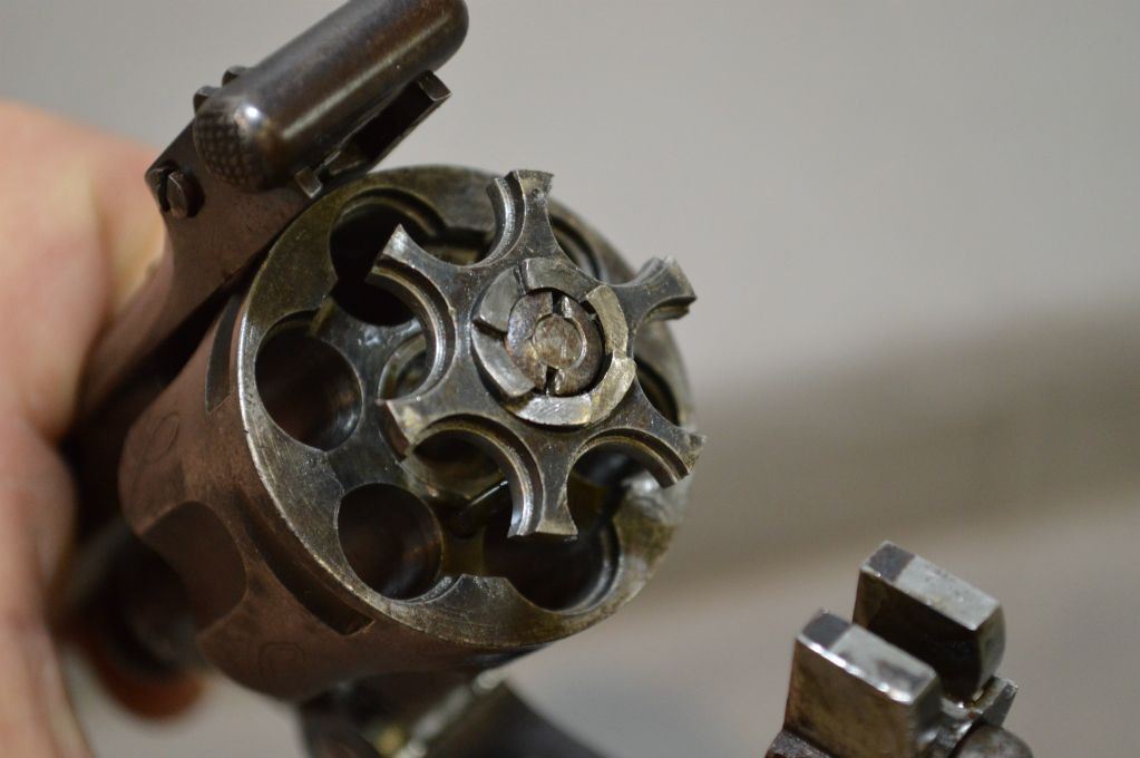 N.Gilon Model Top Break .380 Cal 6 Shot Double Action Revolver w/ 128 ...