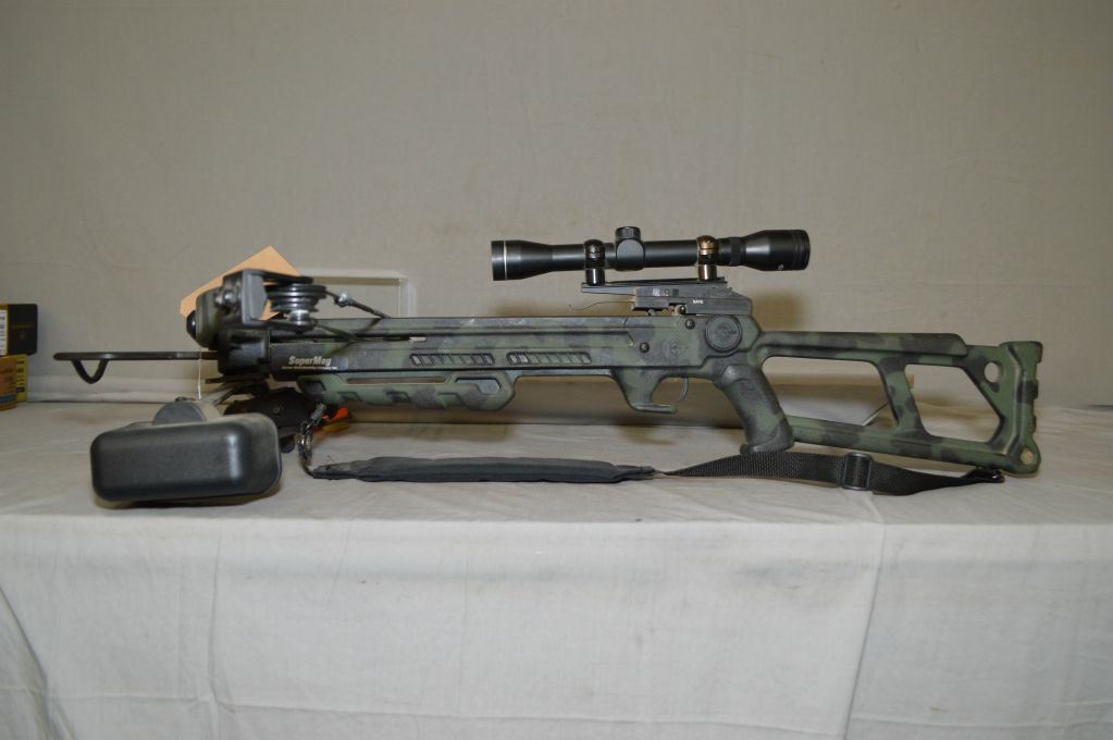 Horton Crossbow Model Super Mag w/ quiver & 2 arrows, fitted with Tasco ...