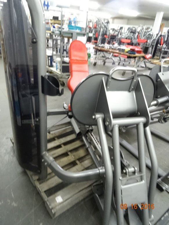 Matrix Leg Press Machine