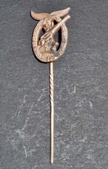 GERMAN NAZI LUFTWAFFE FLAK ARTILLERY BADGE STICK PIN