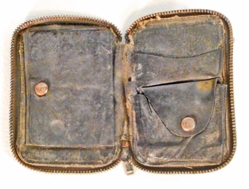 VINTAGE USN US NAVY MILITARY WALLET