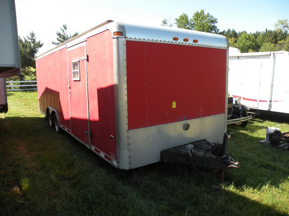 1996 Classic Trailers enclosed trailer SN#-10WPAEN2XTW024155