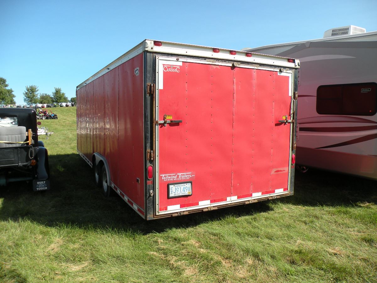 1996 Classic Trailers enclosed trailer SN#-10WPAEN2XTW024155