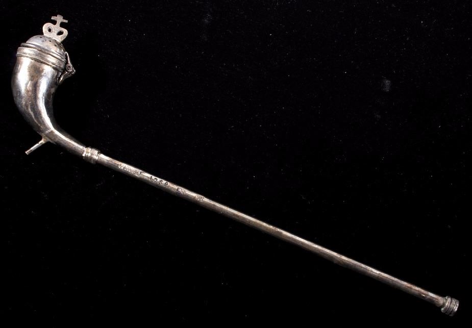 Hudson Bay Co. Lidded Pipe Dated Dated 1759