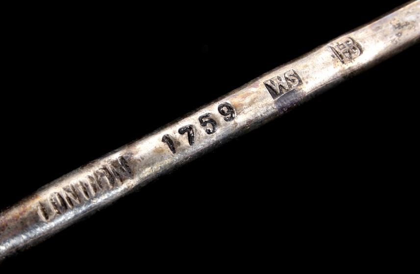 Hudson Bay Co. Lidded Pipe Dated Dated 1759