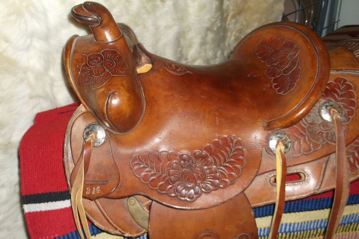 Colorado Saddlery Denver Saddle- 13"- Leaf Carved- New Sheepskin