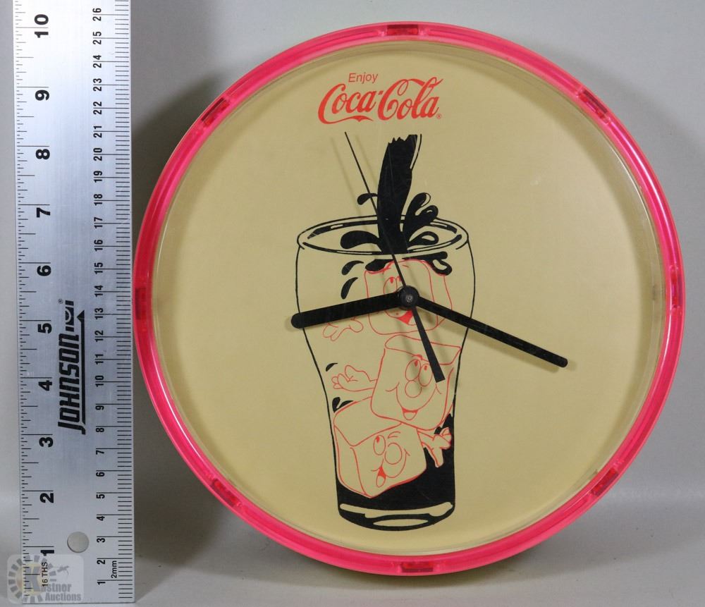 `VINTAGE COCA COLA QUARTZ WALL CLOCK 4-K400190