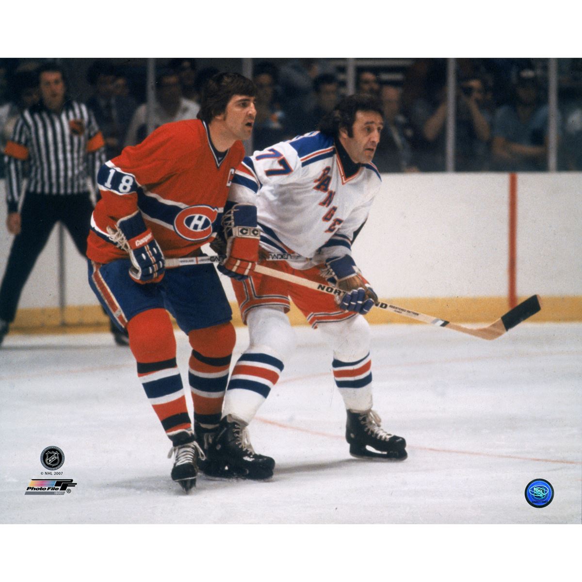 Phil Esposito Against Savard 16X20
