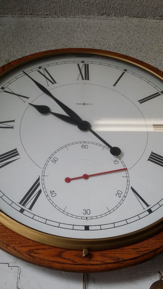 Howard Miller XXL Rare Vintage Wall Clock 42", 40-lbs