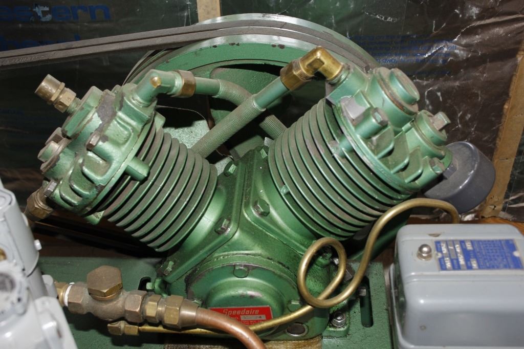 Speedaire 30 Gal Two Stage Air Compressor