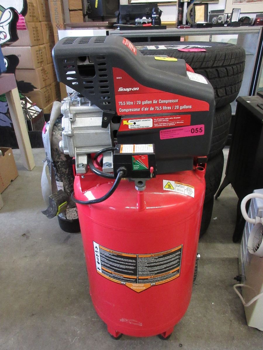 Snap-On 20 Gallon air compressor