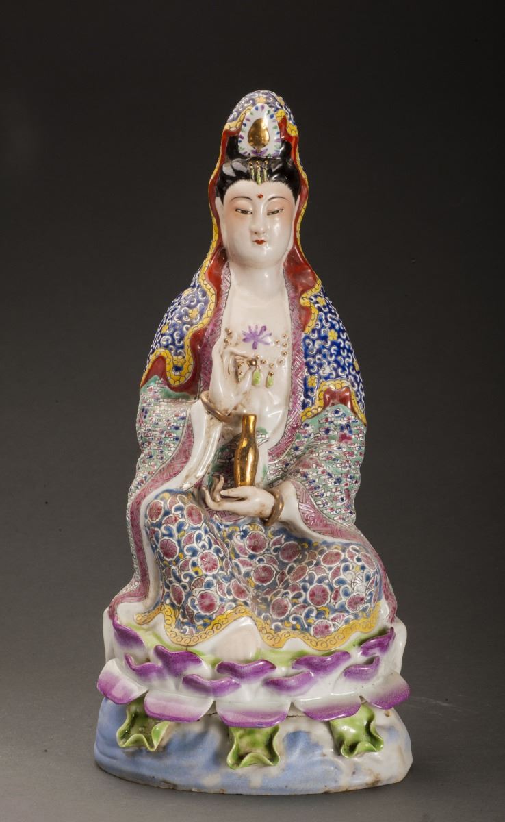 Early 20th Century Wucai Guan Yin Statue