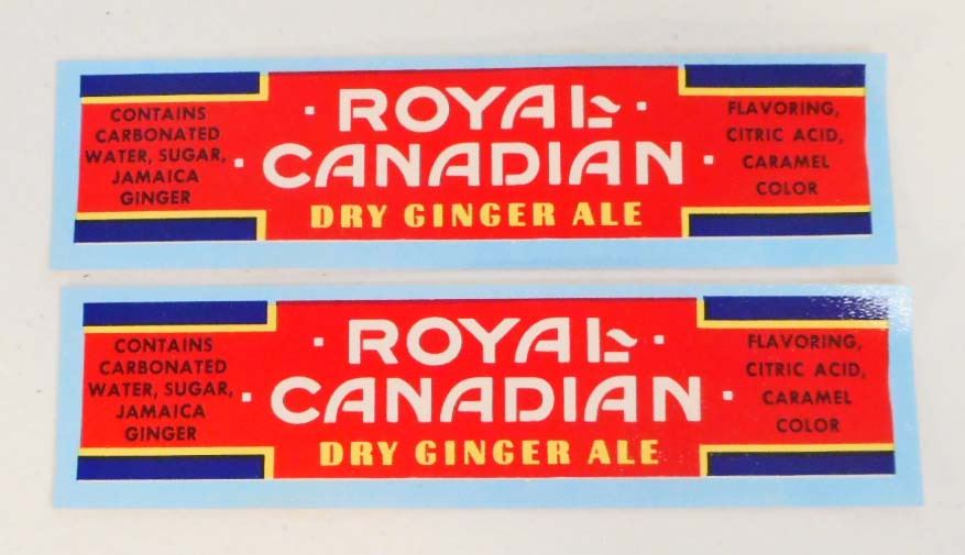 LOT OF 2 VINTAGE ROYAL CANADIAN GINGER ALE LABELS - UNUSED