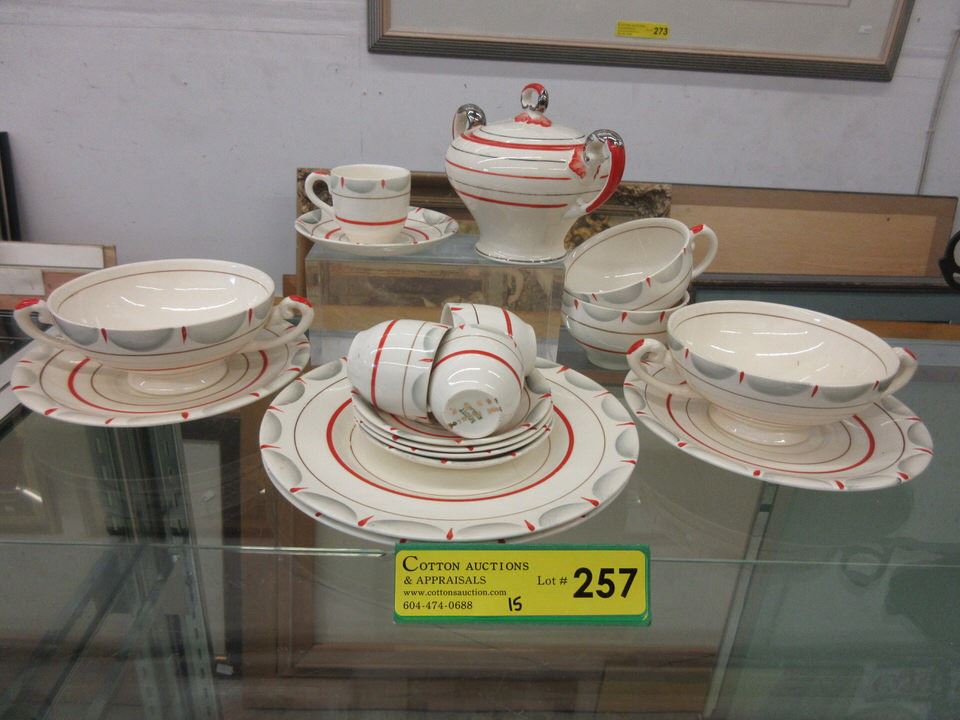 15 Pieces of vintage Myott tableware