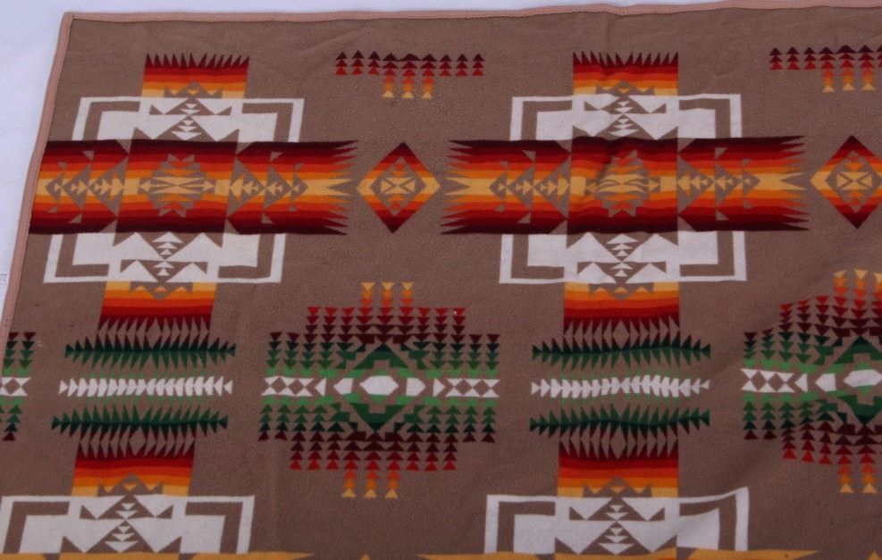Pendleton Wool Indian Pattern Blanket Beaver State