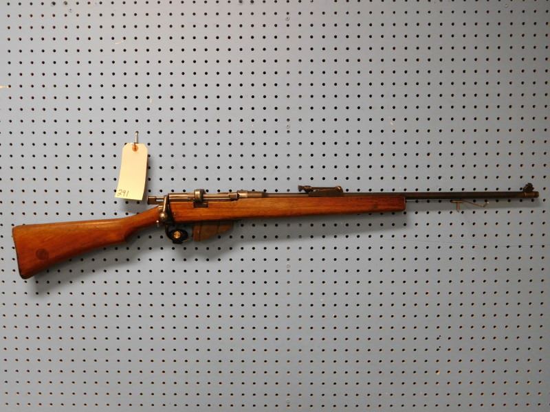 Lee Enfield; .303; Bolt; Clip;