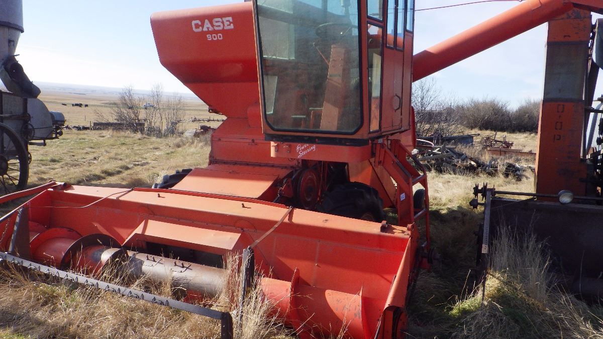 CASE 900 COMBINE SLANT 6 ENGINE WITH GOOD INTAKE/EXHAUST