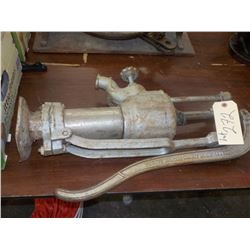 BEATTY BROS HAND WATER PUMP