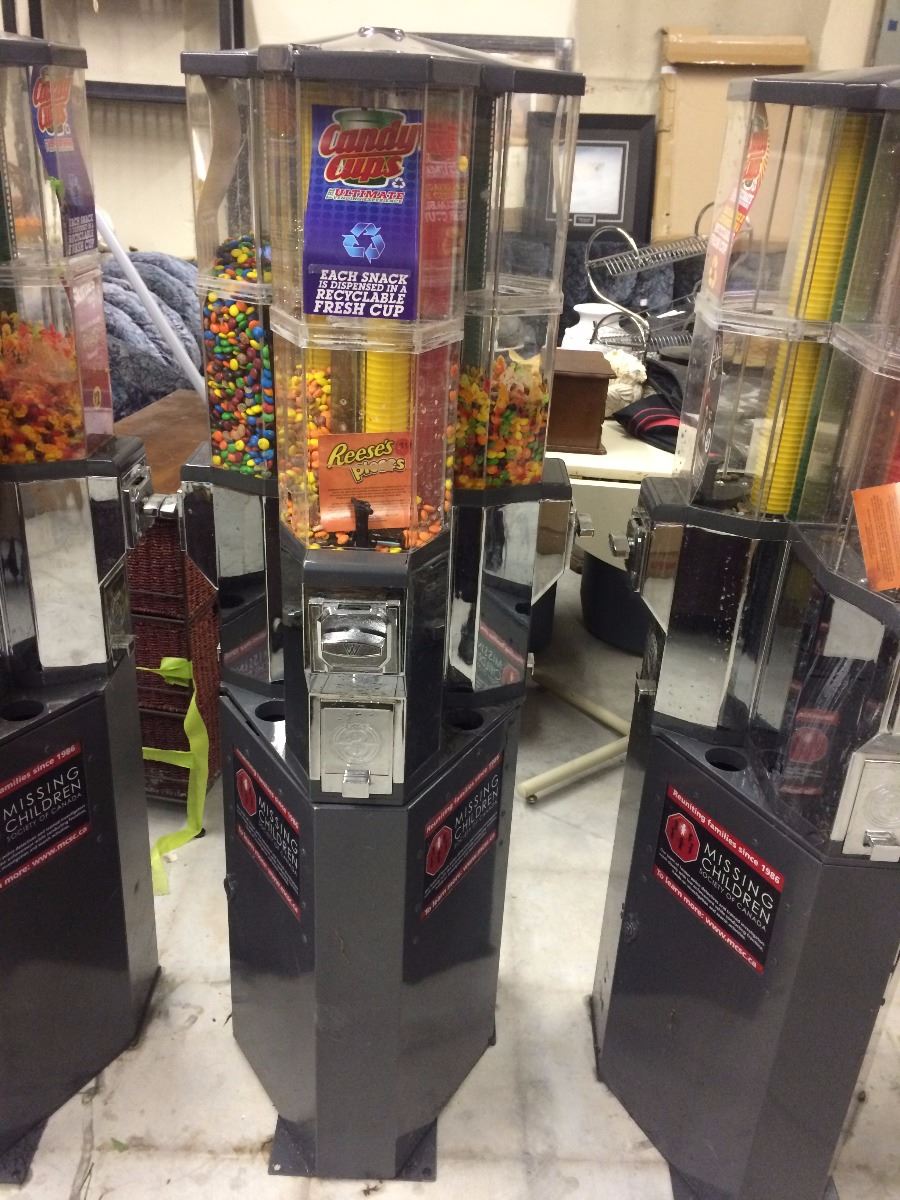 MULTI DISPENSING ULTIMATE VENDING MACHINE