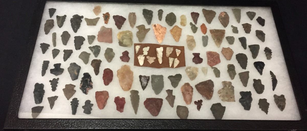 Prehistoric Arizona Arrowheads display