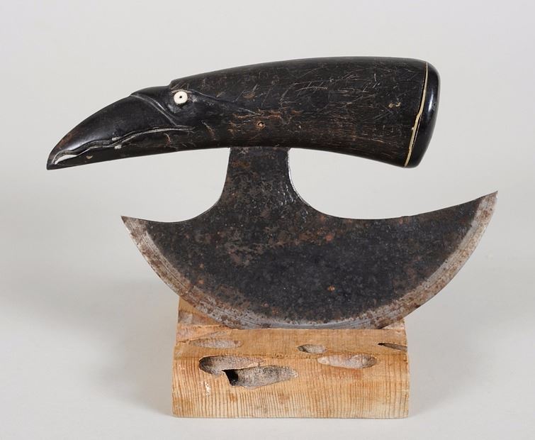 Inuit Ulu with Steel Blade and Carved Eagle Form Horn Handle 7" L. 4 1/ ...