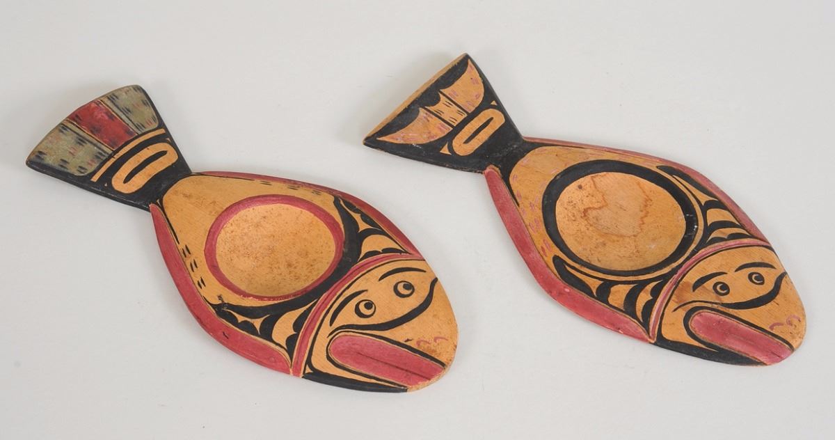 Pair of Carved Halibut Dishes ca. 1940's Attributed to Mungo Martin 10 ...