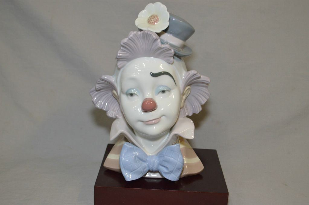 Lladro clown head "Star Struck" #5610, 8 1/2" plus base