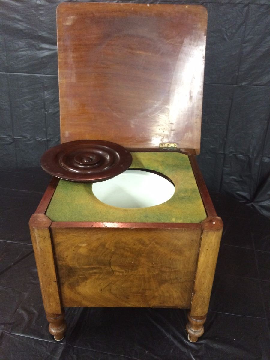 ANTIQUE CHAMBER POT/COMMODE