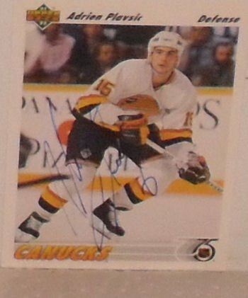SIGNED hockey card Adrien Plavsic - carte de hockey signee