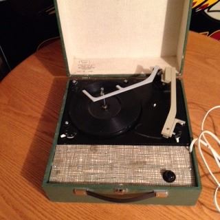 RCA Victor Record Player, Working, Model VA67 - Bodnarus Auctioneering