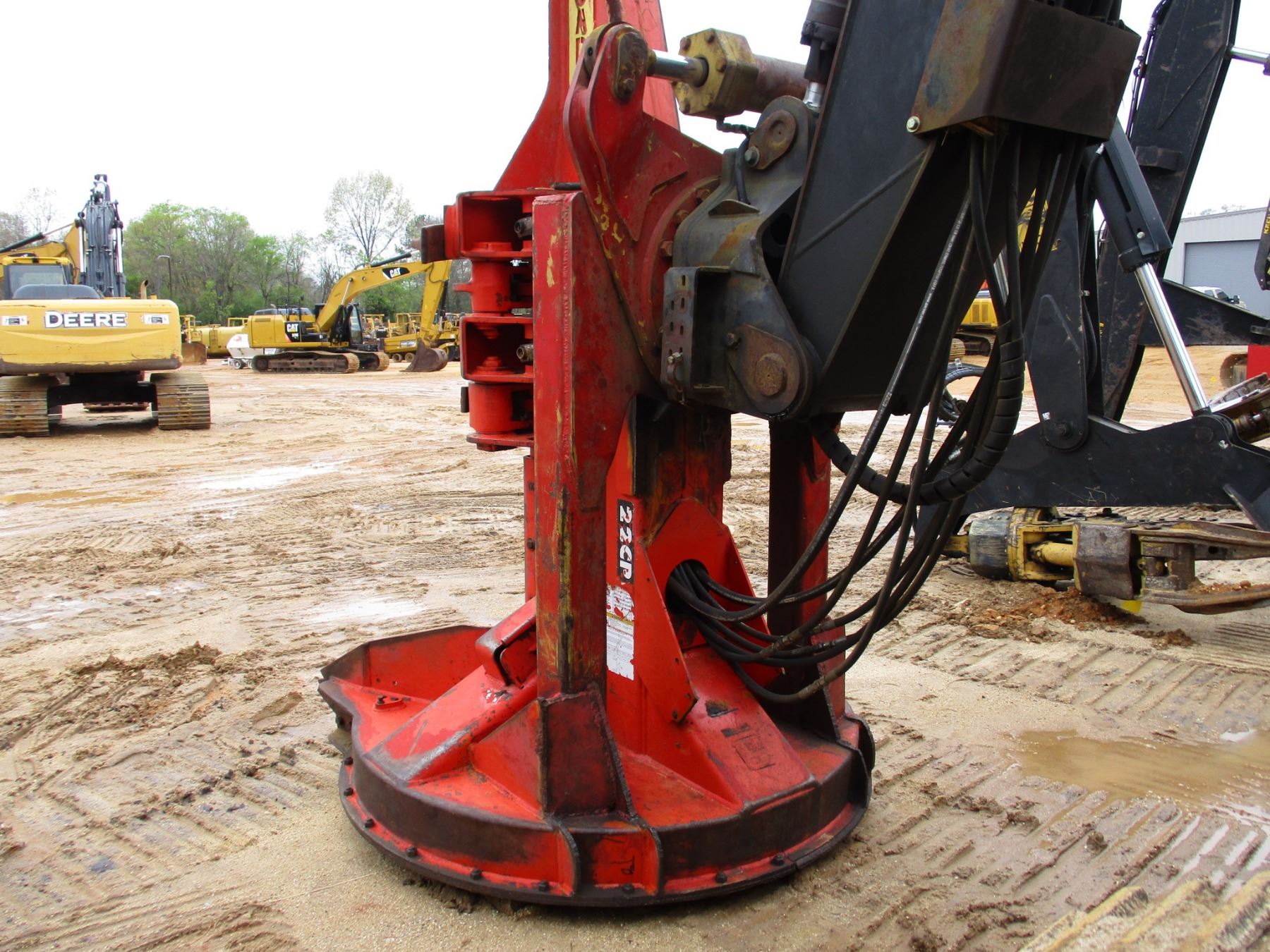 TIGERCAT 845B TRACK FELLER BUNCHER, - QUADCO 22CP ROTATING SAW HEAD, ECAB, METER READING 9,763 HOURS