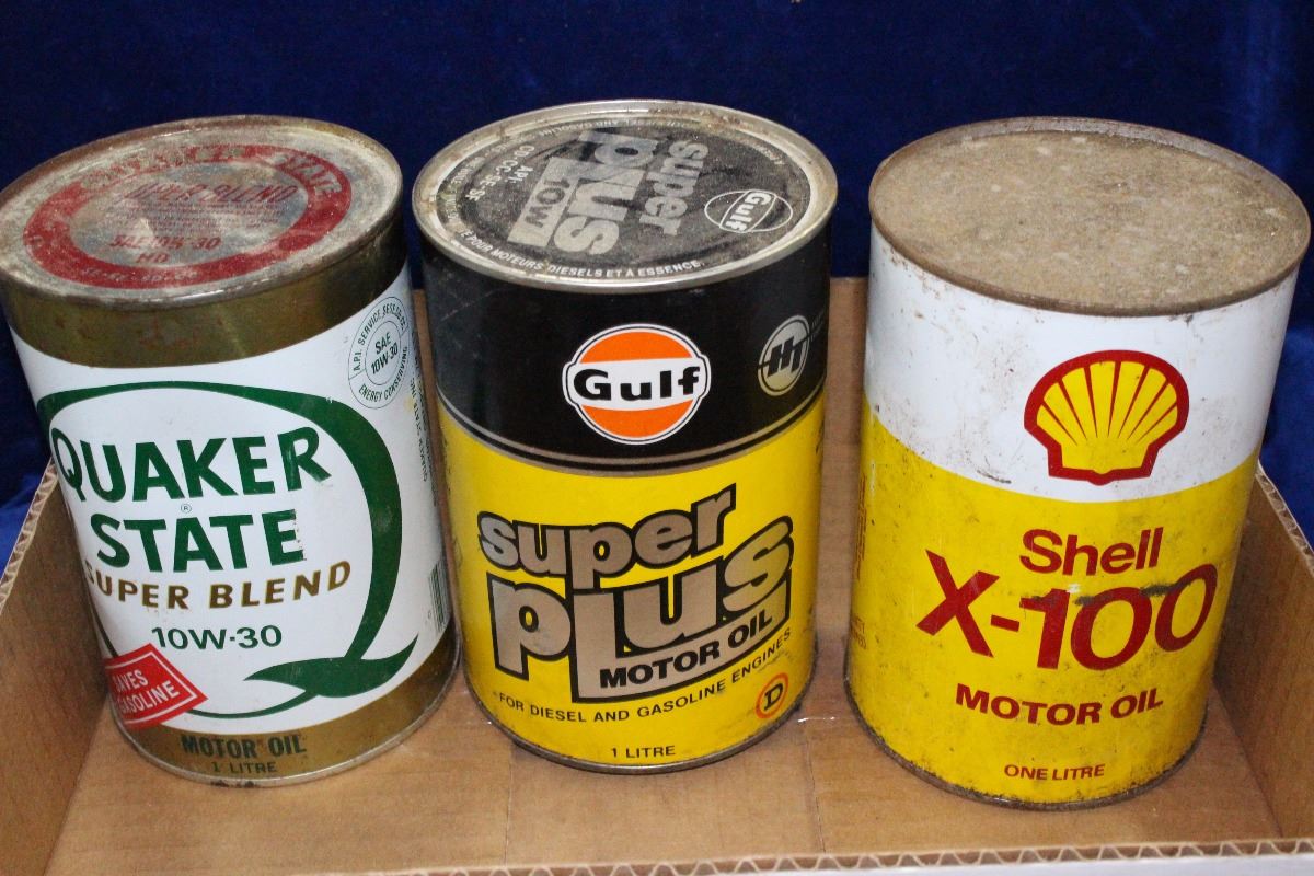 Quaker State, Gulf and Shell Oil Cans - all are full