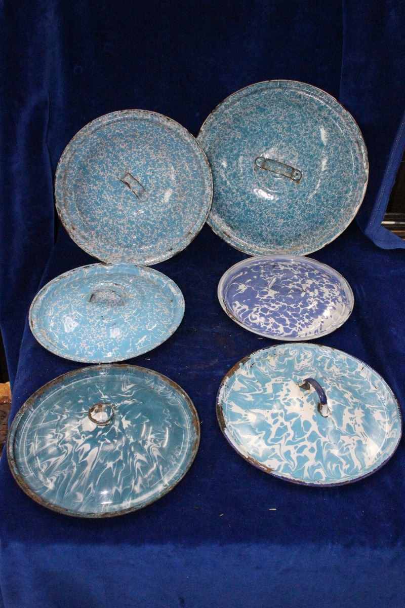 Mottled Enamel Lids - 6