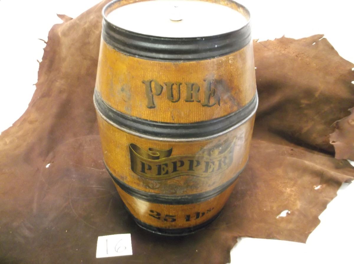 Pure Pepper Tin 25 LBS 16"HX9"W