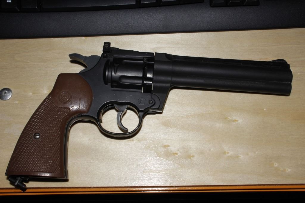 Crosman 357 Python .177 Co2 Pellet Revolver