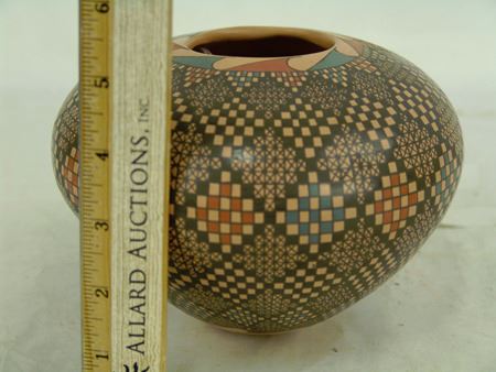 Mata Ortiz Pottery Jar - Lazaro Ponce